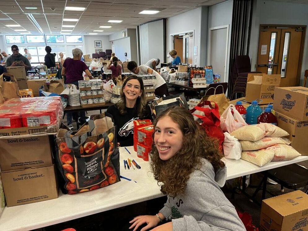 Shir Ami in Newtown is ‘Stable, Which is Nice’ - Jewish Exponent