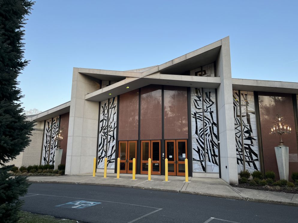 Congregation Adath Jeshurun Searches for New Way Forward - Philadelphia ...