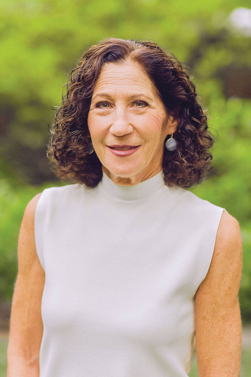 Biden Appoints Jewish Community Leader Susie Gelman to US International ...