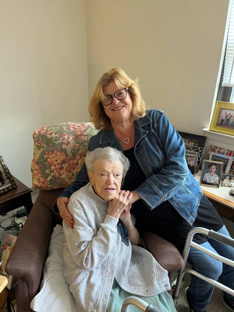 Holocaust Survivor Doris Bell Turns 100 - Philadelphia Jewish Exponent